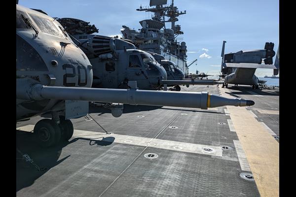 US Marines tout F-35 sensor suite; explore ‘lightning carrier’ concept ...